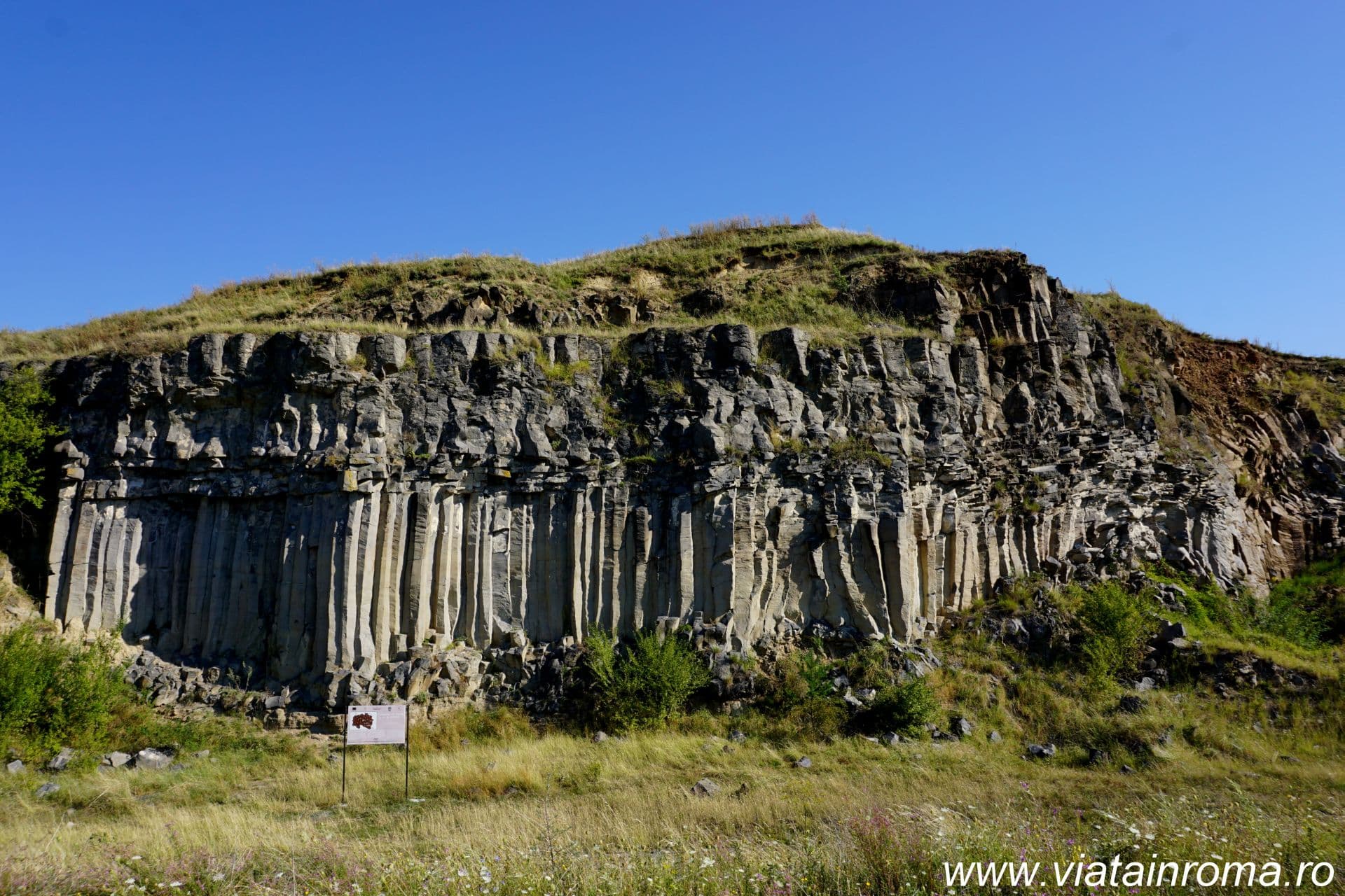 coloanele de bazalt racos – robalan
